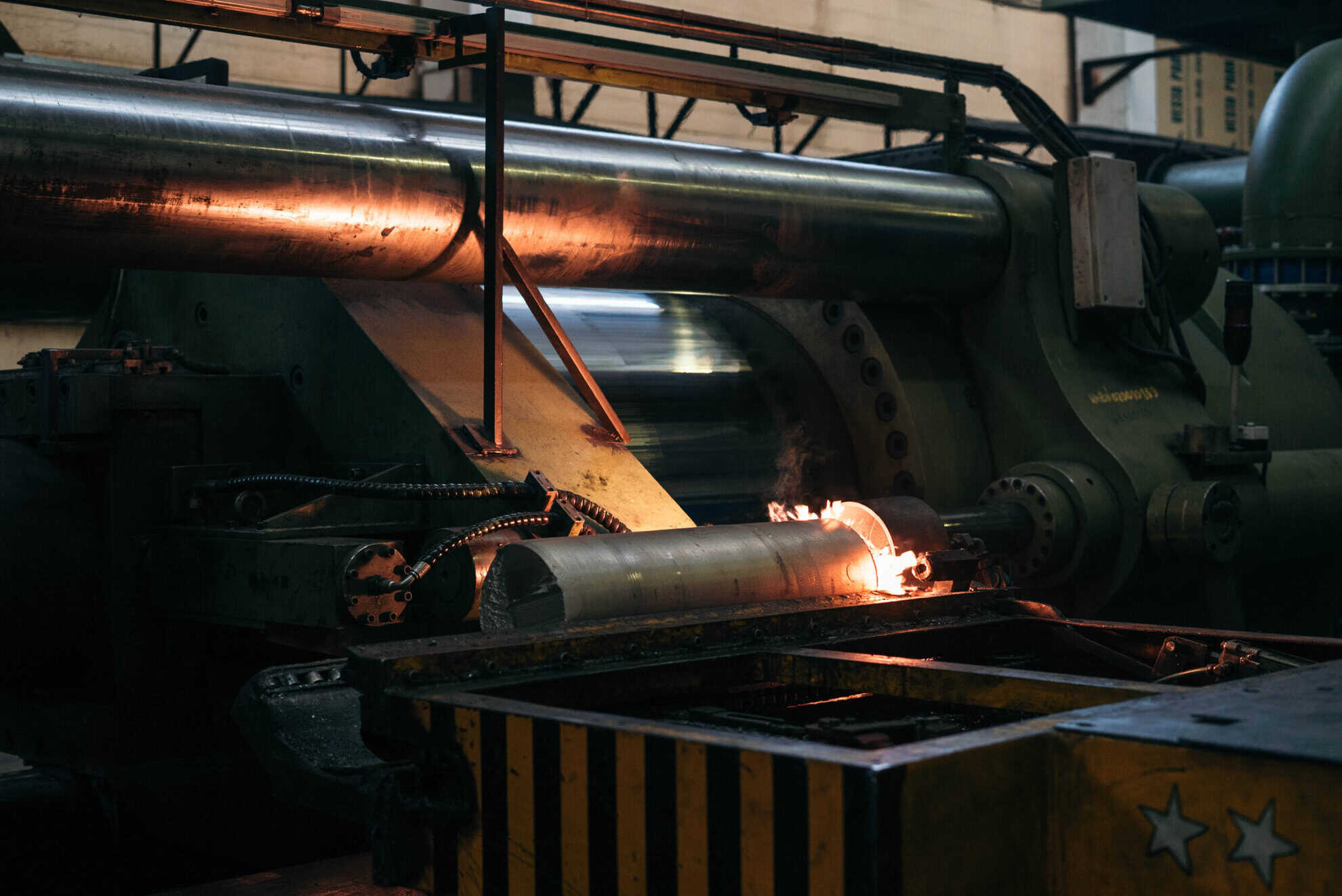 How T-Slot Extrusions Are Made: From Molten Metal to Modular ...